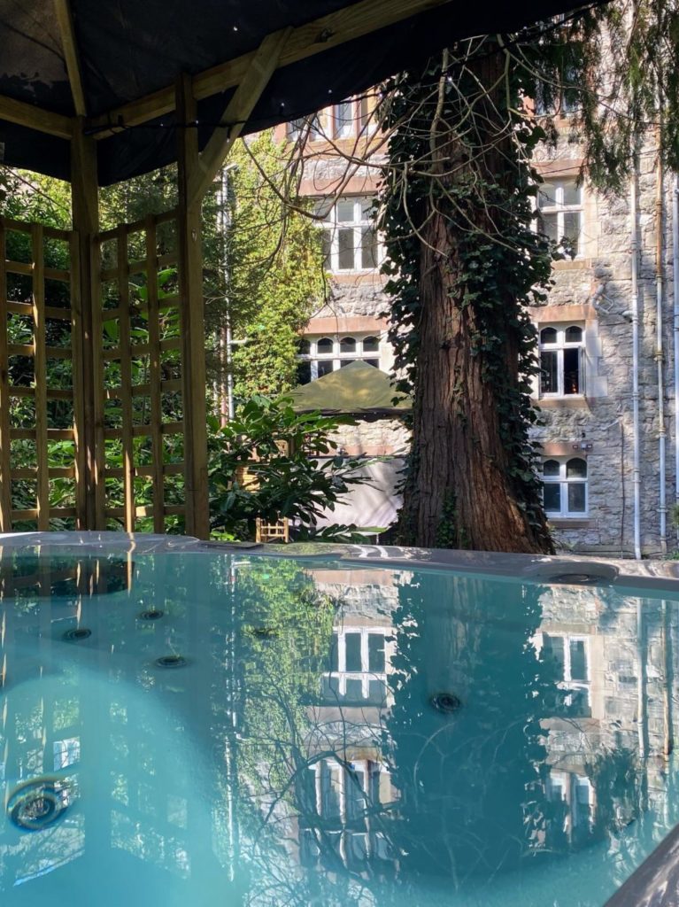 Spa Access Facilities | Hotels With Outdoor Hot Tubs